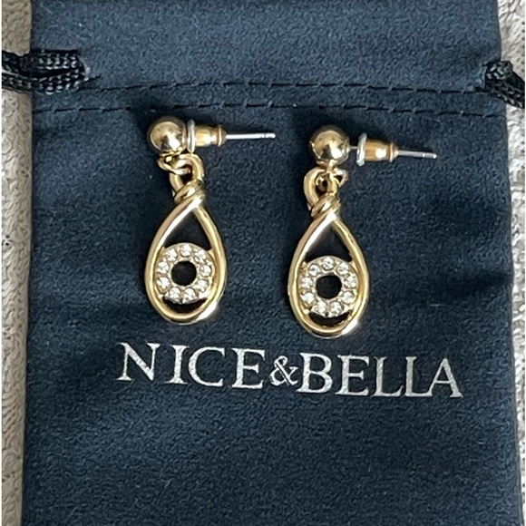 Nice & Bella | Jewelry | Nice Bella Gold Plated Post Earrings With ...